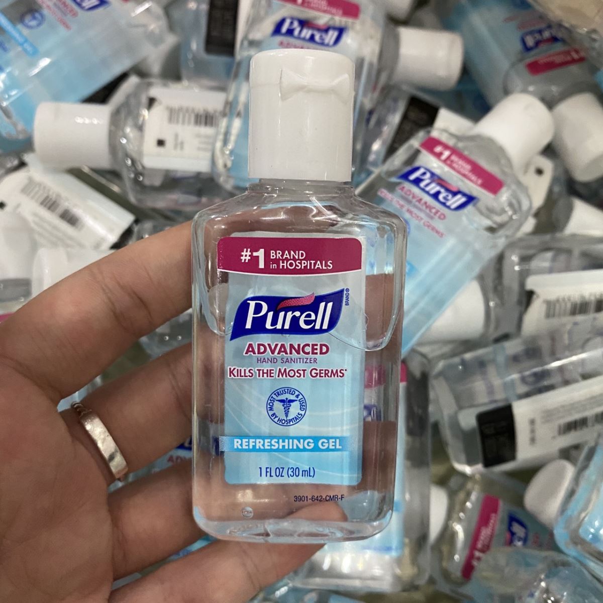 Gel rửa tay khô diệt khuẩn Purell của Mỹ 30ml